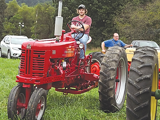 Sinking Valley hosts farm show, Tractor Trot | News, Sports, Jobs ...